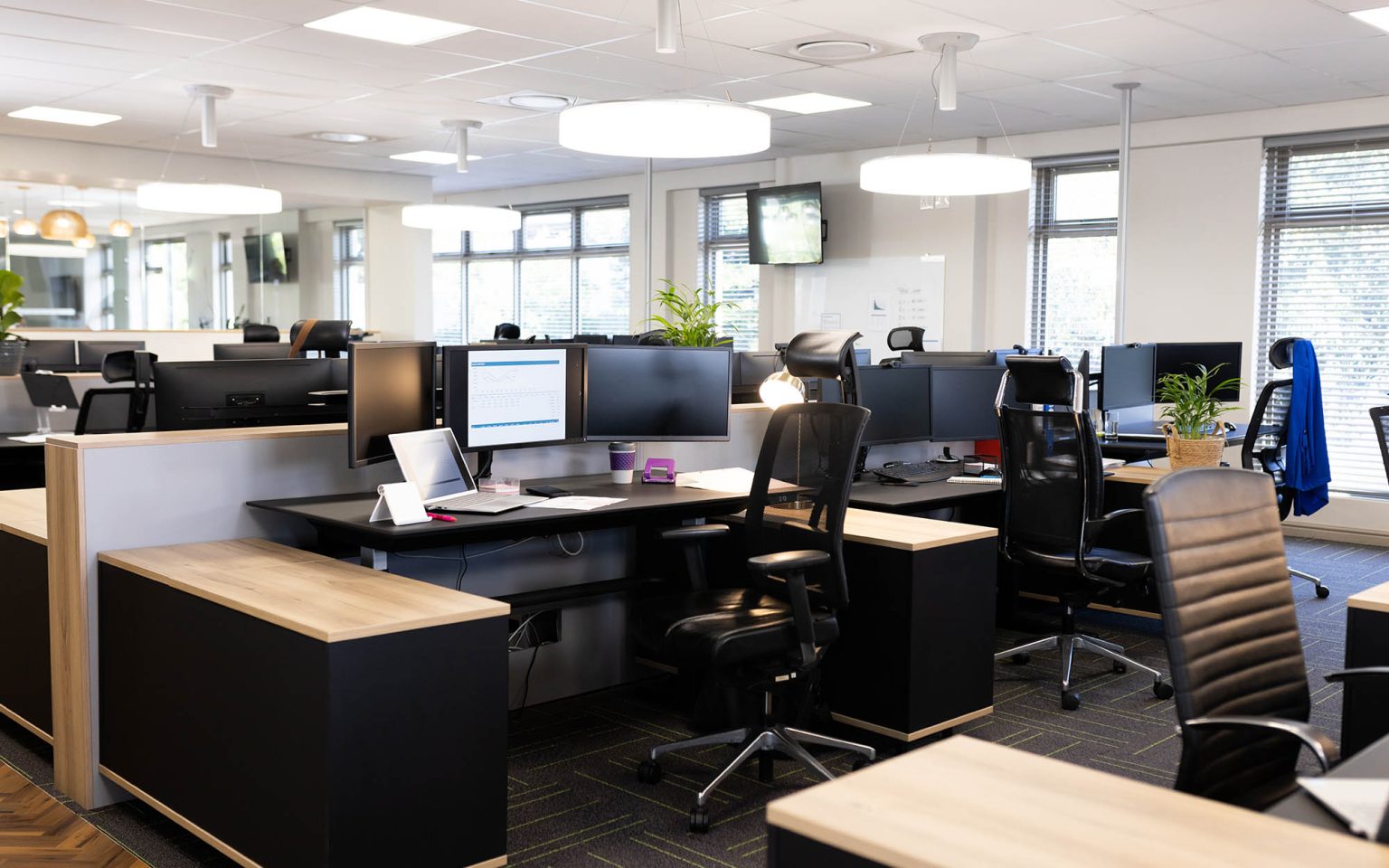 DIRECTV Authorized Dealer for Business | CSS